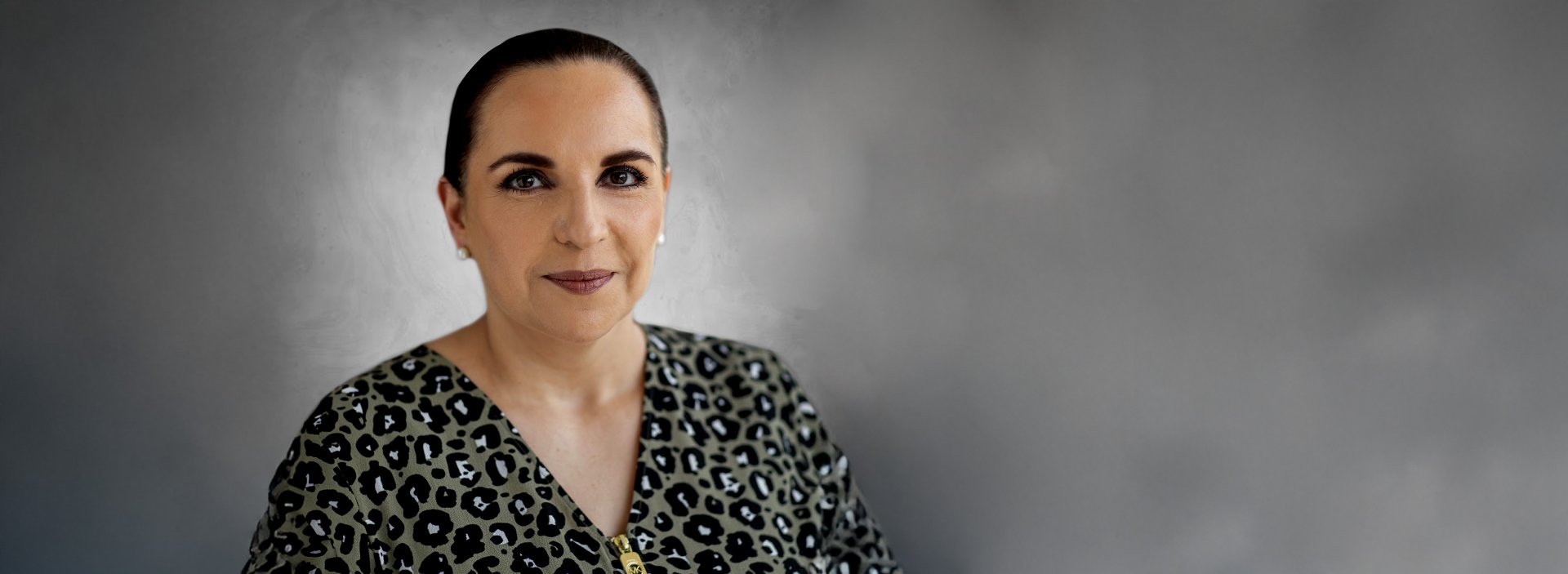 María Elena Abraham G. - Santamarina + Steta